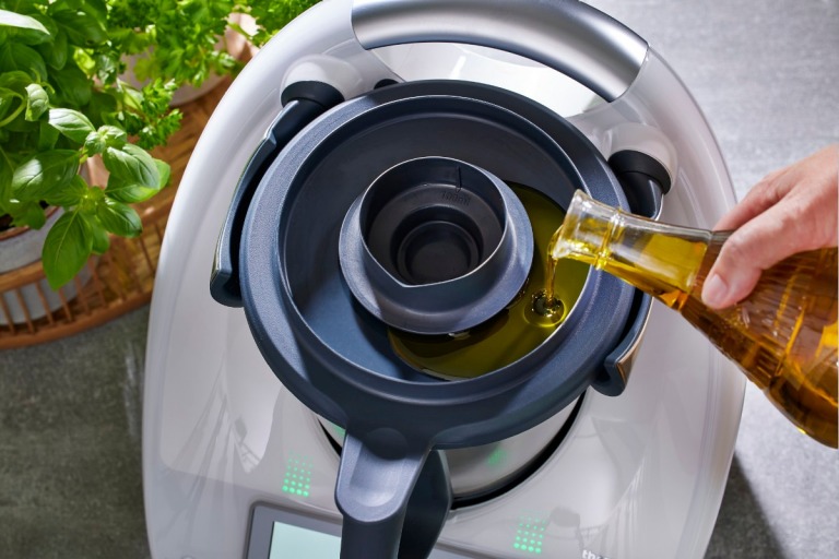 Emulgieren mit dem Thermomix® (TM5, TM6) | Vorwerk Thermomix