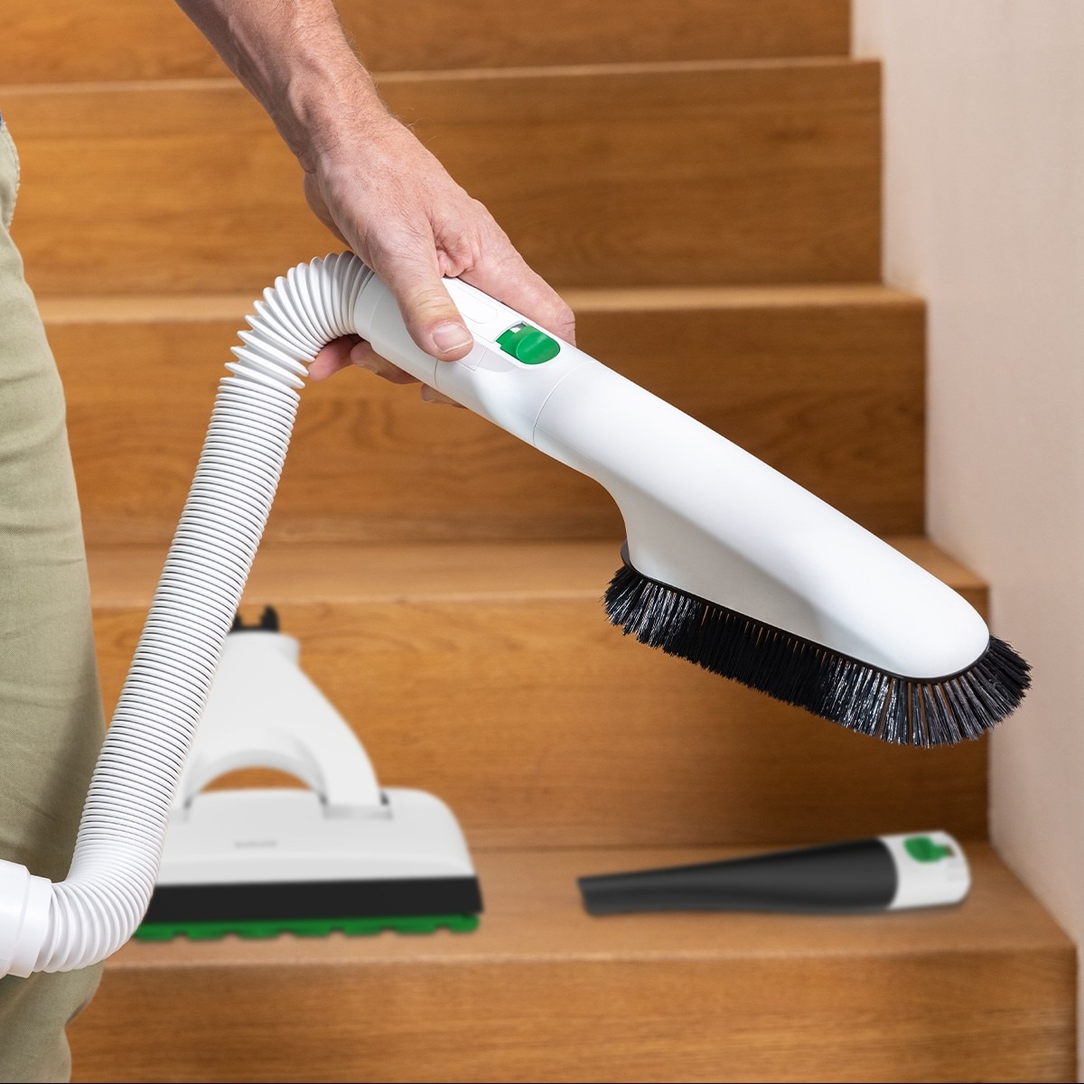 VK7 Akku-Staubsauger mit EB7 Elektrobürste | Vorwerk Kobold